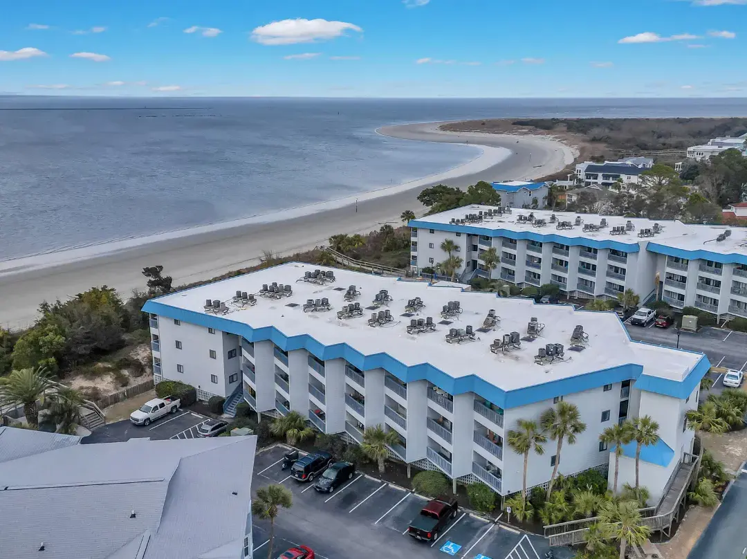 Private Balcony And Pool Access - Charming Ocean-view Getaway - Tybee Island, GA
