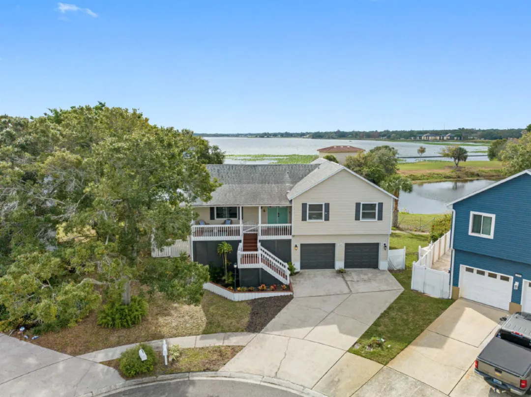 Heated Pool And Game Room Oasis - Stunning Waterfront Escape - Clearwater, FL