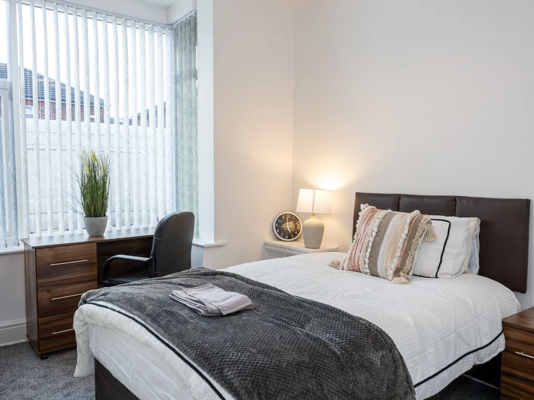 Charming 4-bed Guest House In Salford - 索爾福德