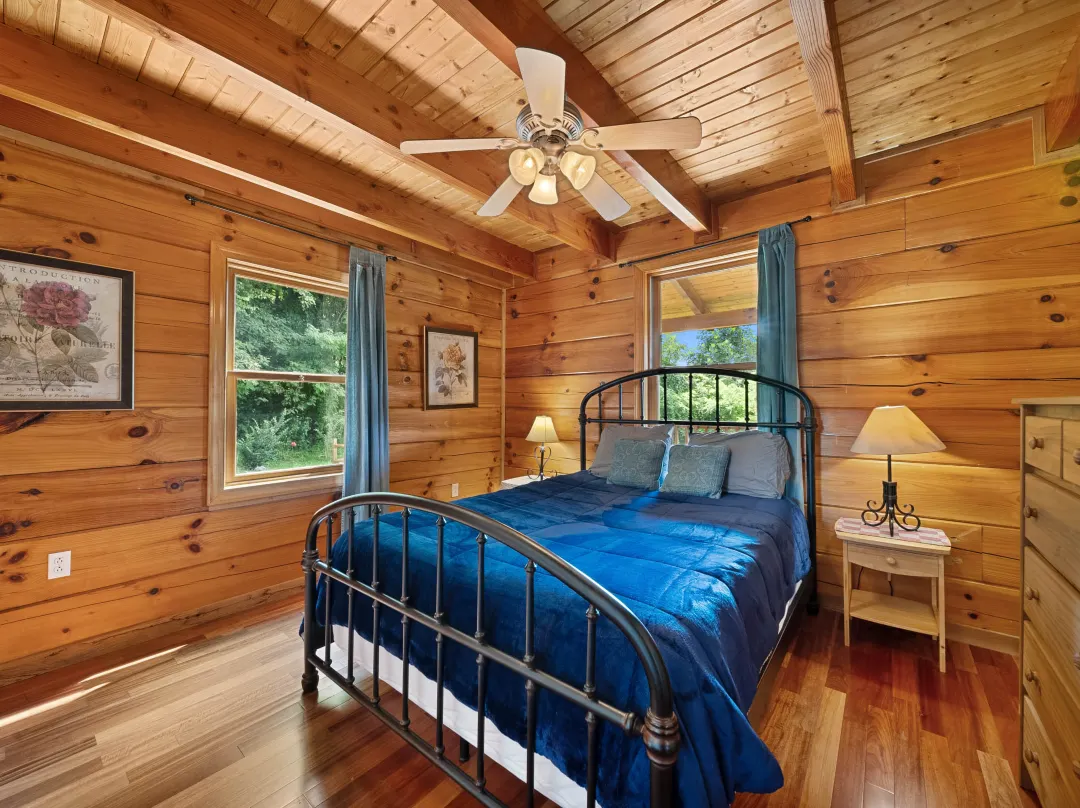 Hot Tub, Game Room And Stunning Views - Charming Mountain Retreat - Boone, NC