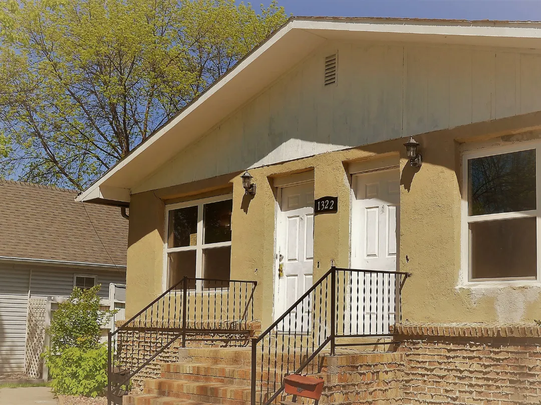 A Perfect Retreat In Grand Forks - Grand Forks, ND