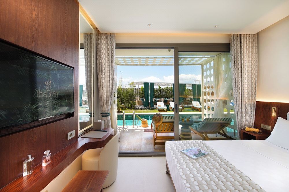 The Xon Hotel - 切什梅