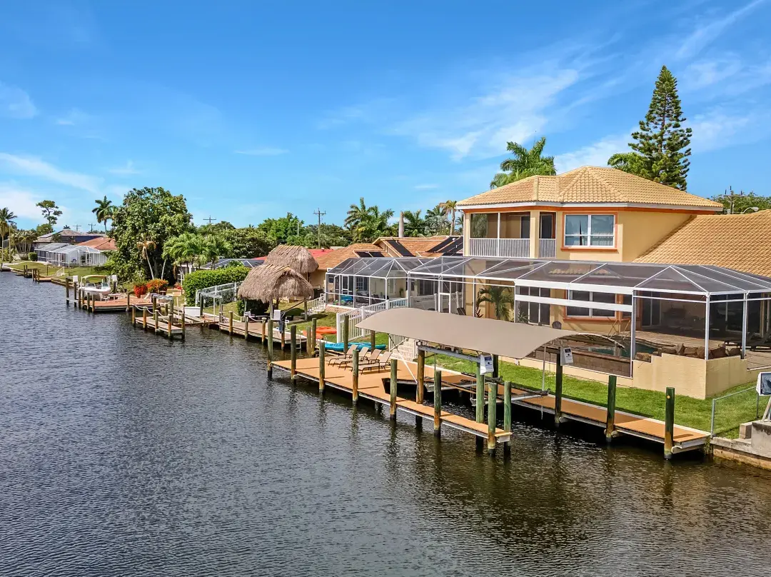 Private Dock, Pool, Spa And Gourmet Kitchen - Stunning Waterfront Oasis - Fort Myers, FL