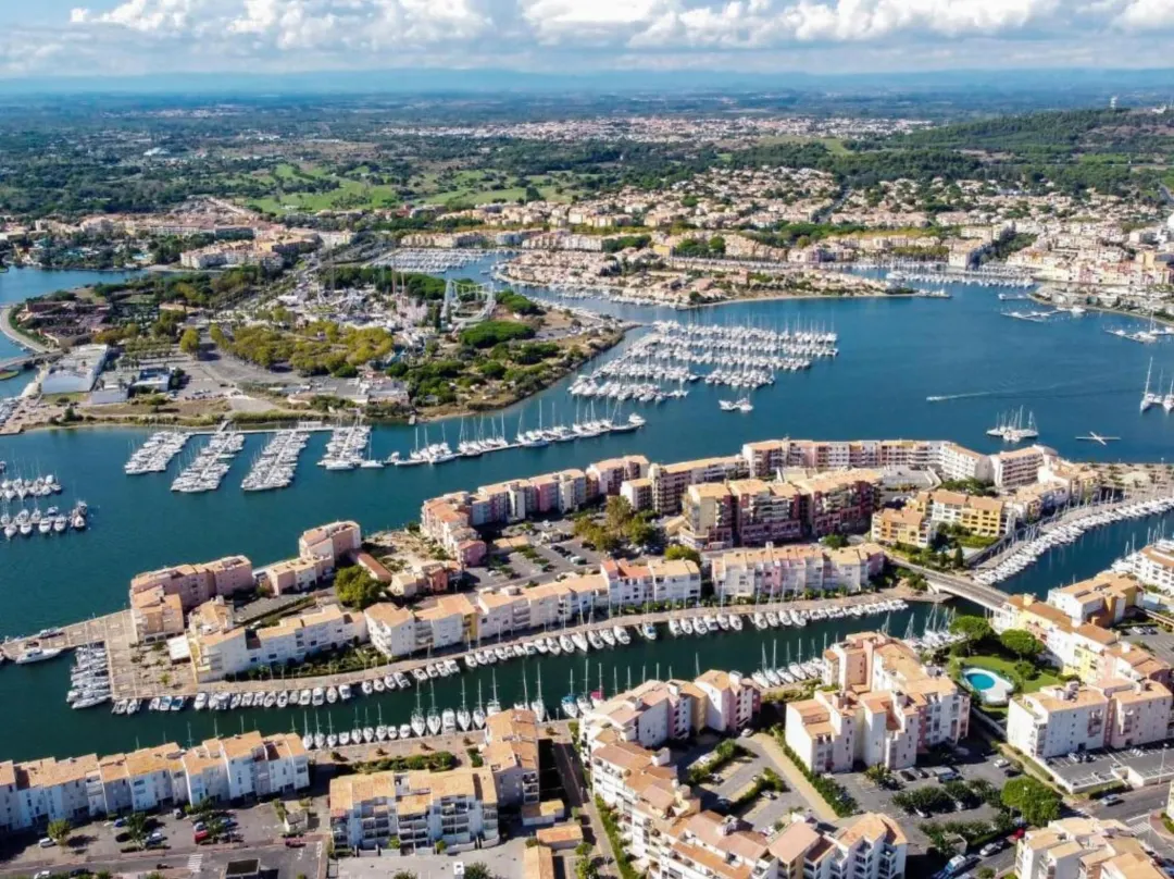 Beachside Bliss In Agde - Agde