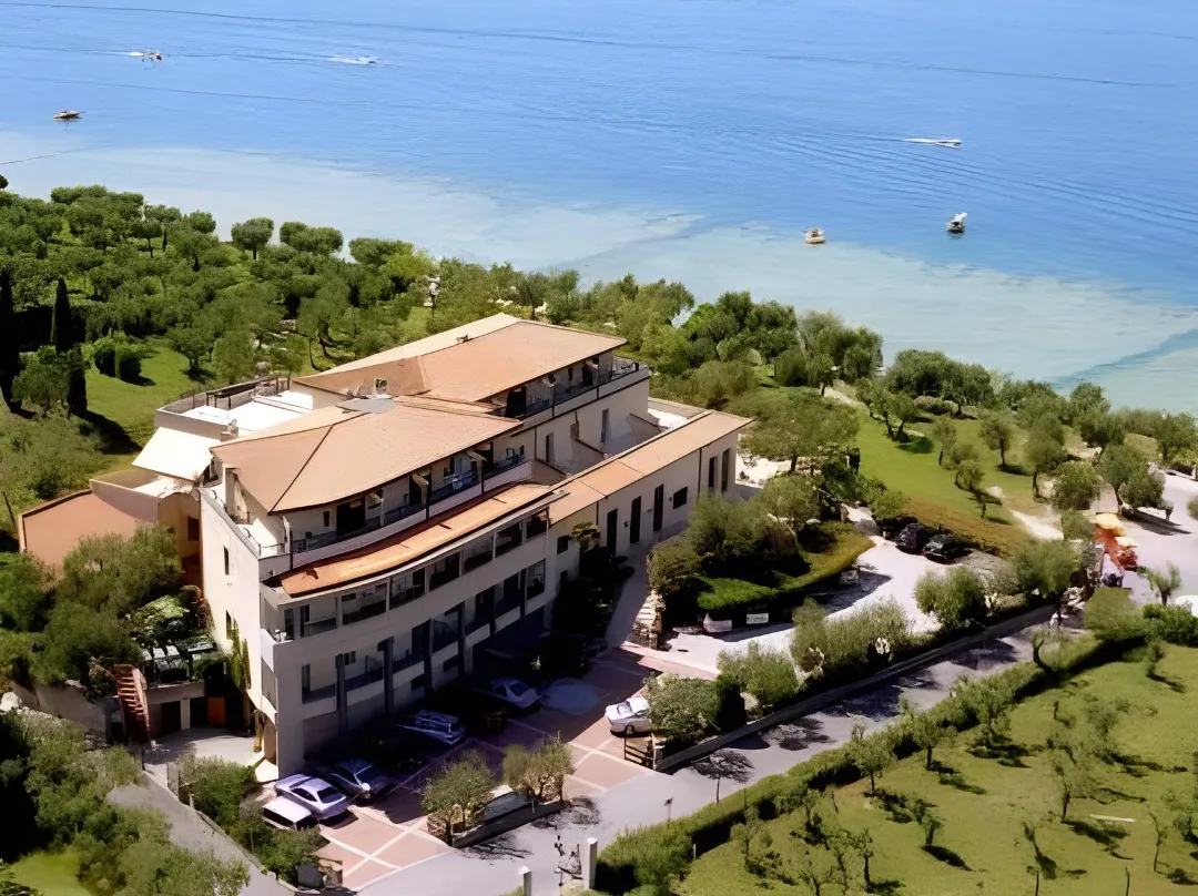 Hotel Ideal Sirmione - Sirmione