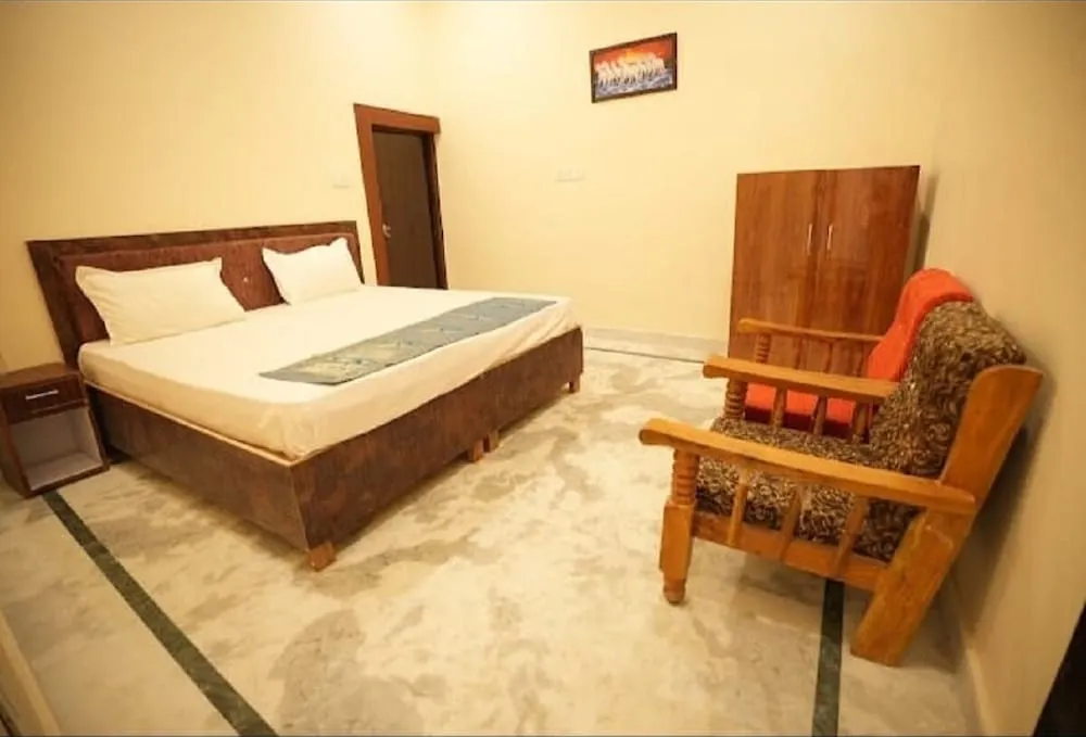 Hotel Poorvi Inn - Khajuraho