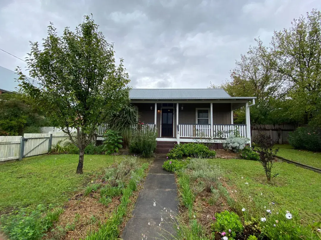 Awen Cottage - Where Heritage Meets The Heart Of Tenterfield - Tenterfield