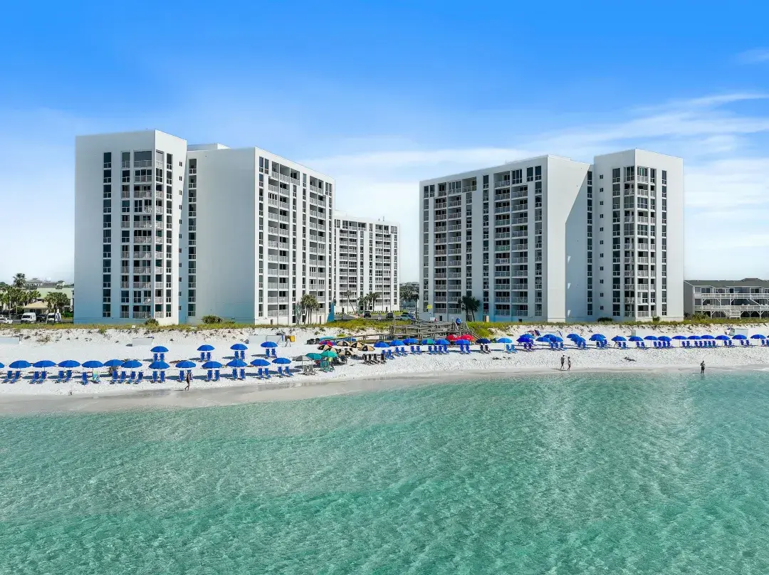 Expansive Balcony And Modern Amenities - Stunning Beachfront Oasis - Destin, FL