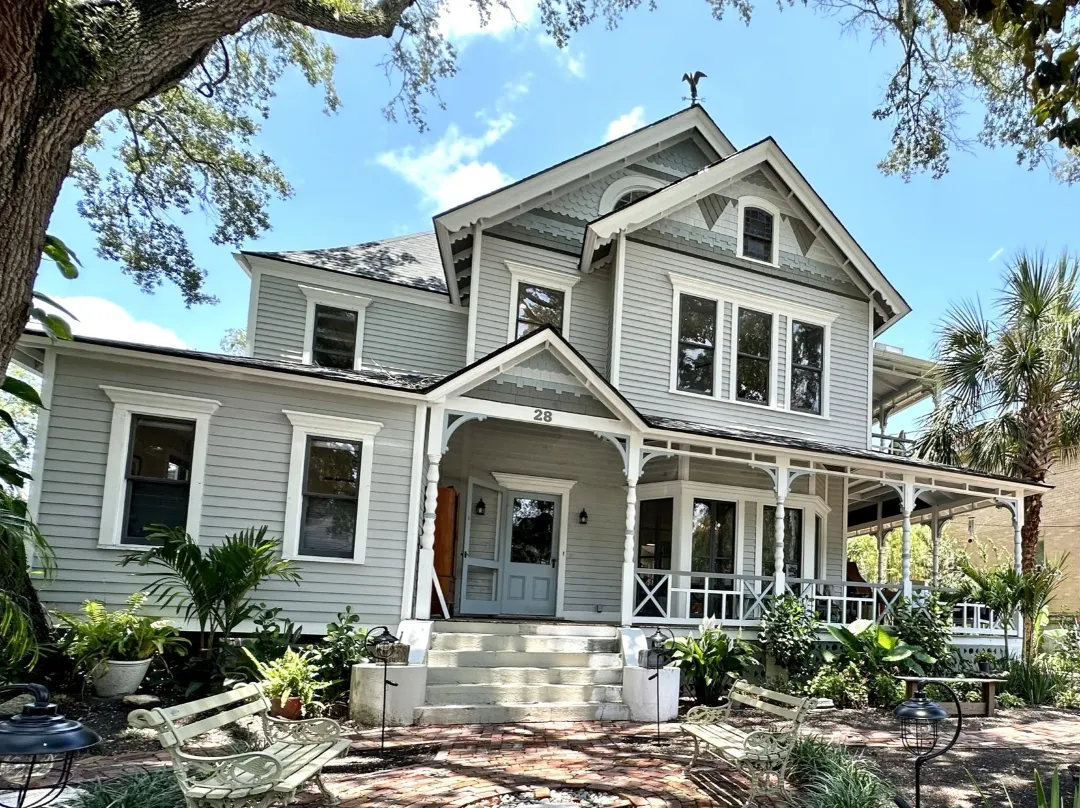 Captivating Indoor Outdoor Oasis - Charming Historic Retreat - Saint Augustine, FL