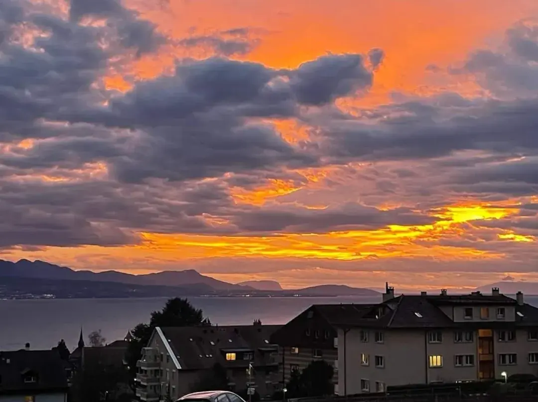 Chambre Avec Vue Sur Le Lac Et Lave-linge à Pully - Grape Place Bellevue - Lake Geneva