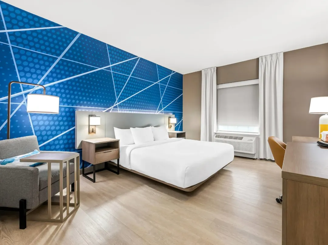 Comfort Inn & Suites River City Decatur - Decatur, AL