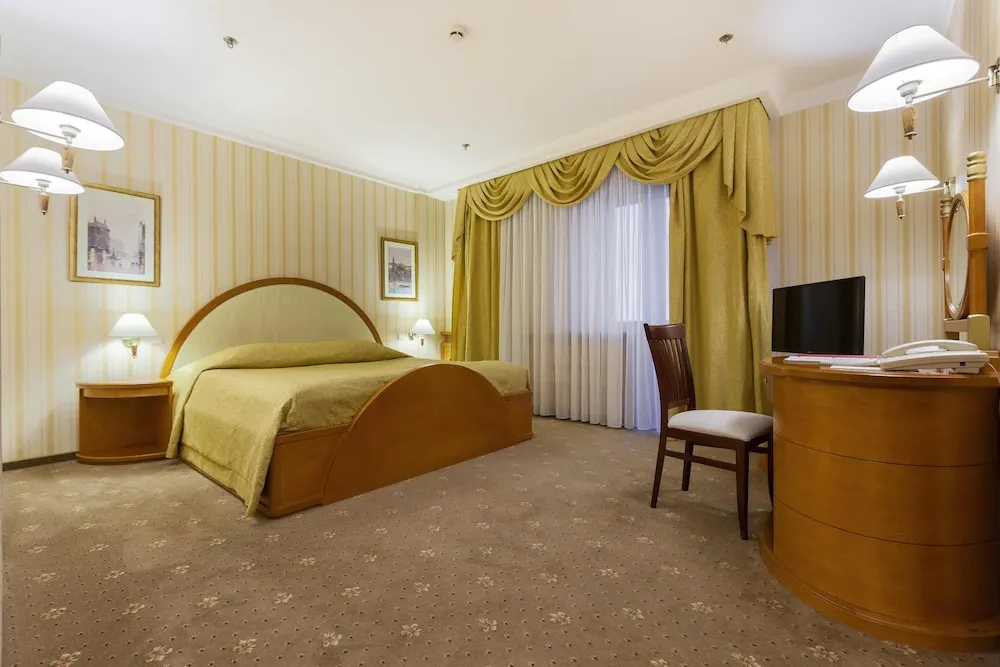 Ambassador Hotel - San Petersburgo, Rusia