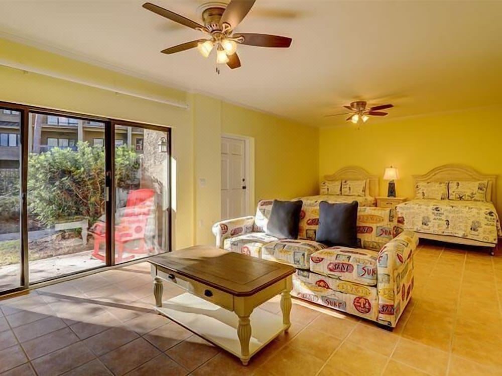 1100 Harbour South Club At The Sea Pines Resort - Hilton Head Island, SC