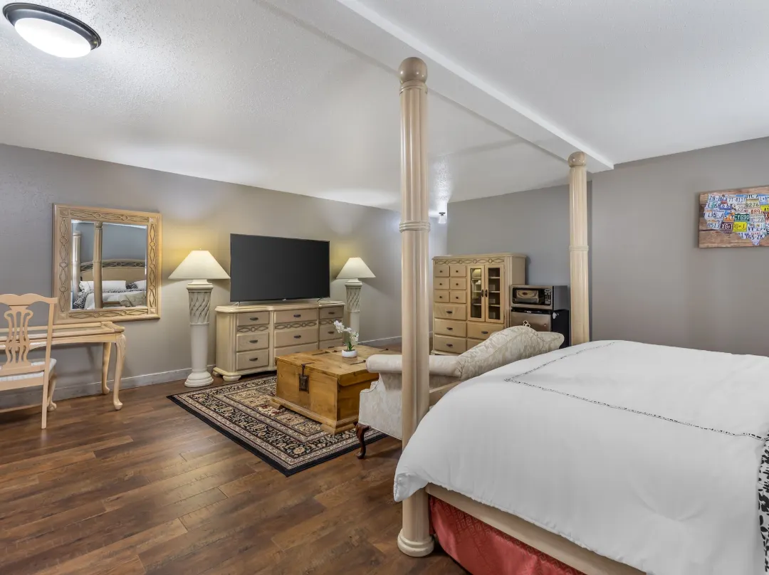 Hotel Fuzion Inn & Suites - Laramie, WY