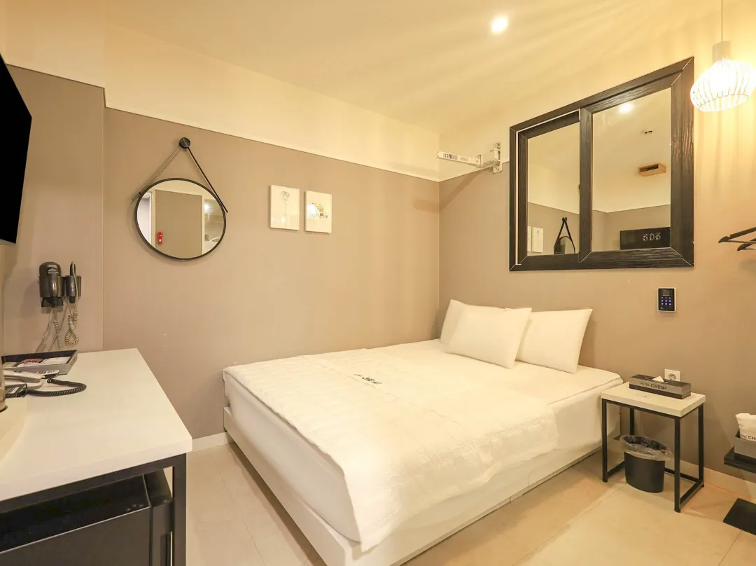 Jinju Hotel Chemi - Namhae-gun