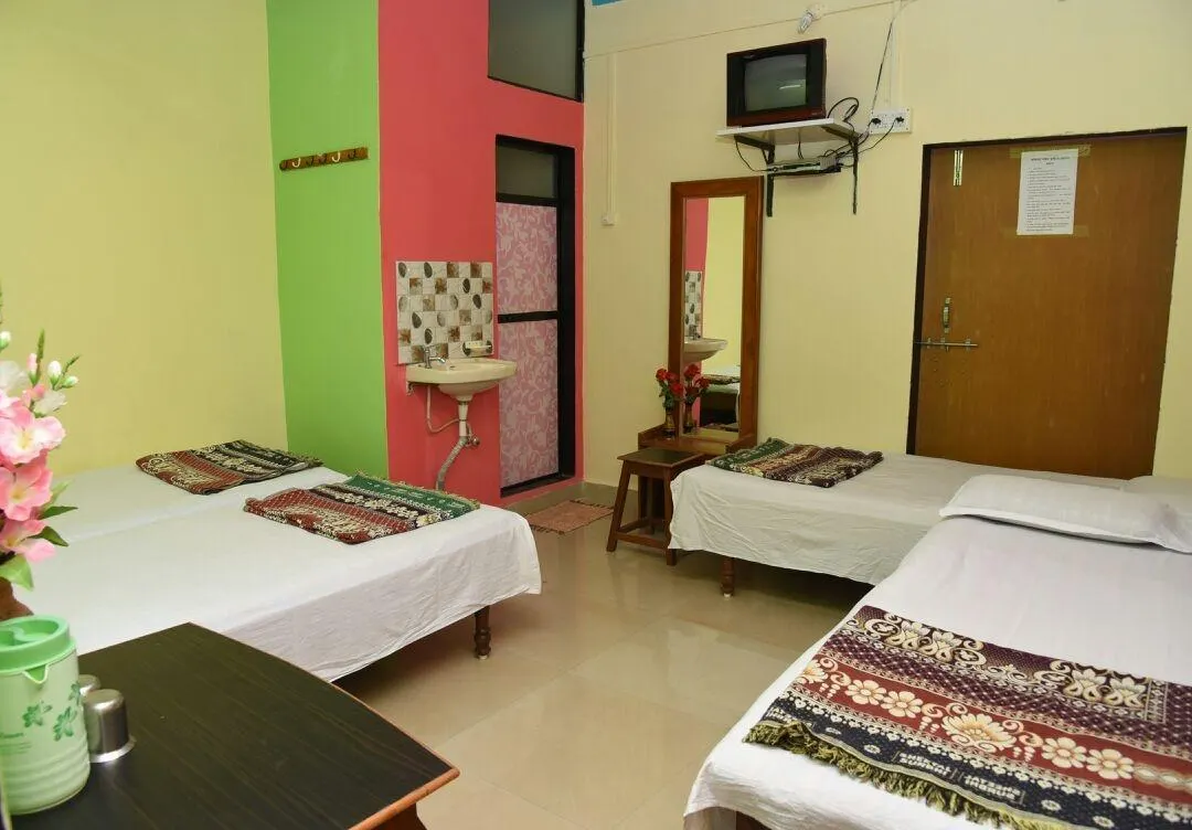 Hotel Kavijay - Dapoli