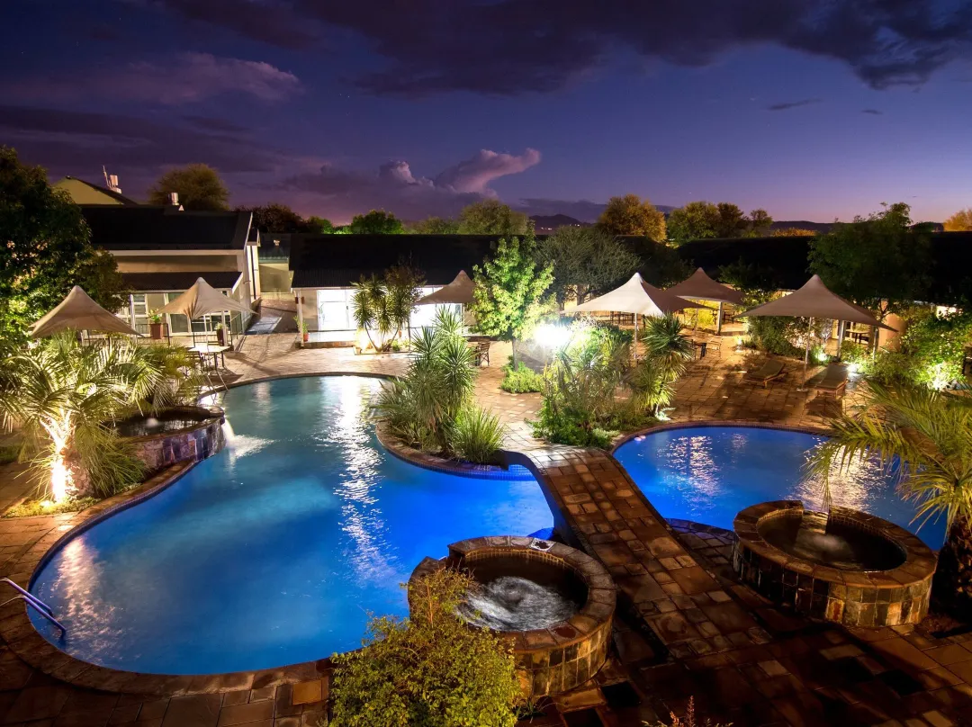 Arebbusch Travel Lodge - Windhoek