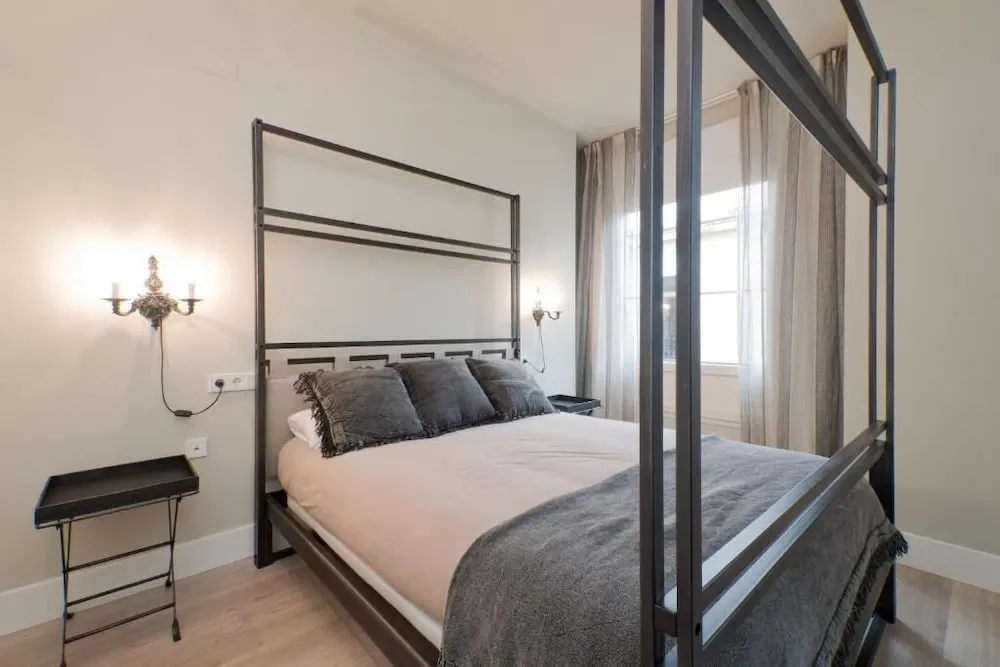 Industrial Suite - Granada