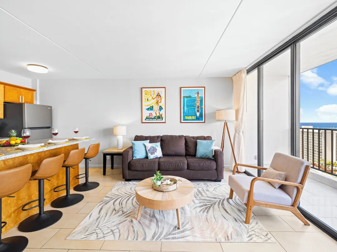 Remodeled 1br Near Waikiki Beach With Free Parking! - Hawaii