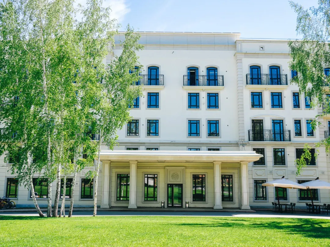 Ramada Hotel&suites By Wyndham Novosibirsk Zhukovka Apart-hotel - Россия