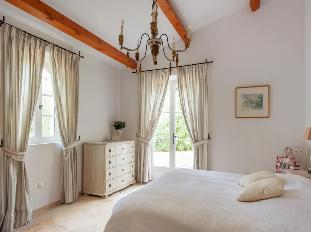 Beachside Bliss In Gassin - Saint-Tropez