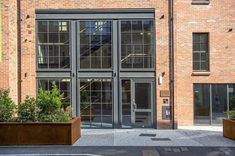 The Quadrant - The Palm Suite - York