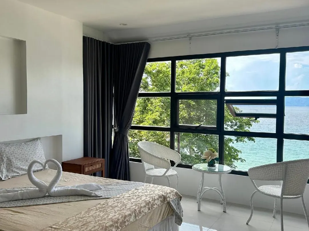 Veronica Inn - Abra de Ilog