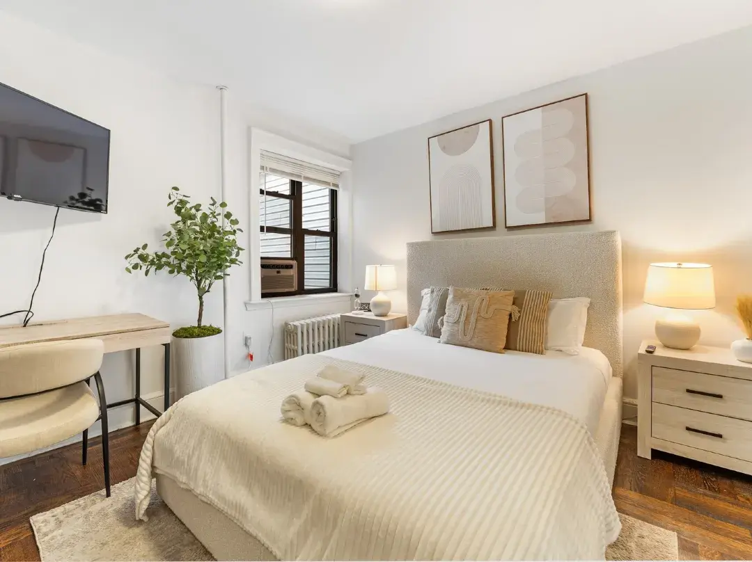 Cozy Living Spaces And Modern Amenities - Spacious Serene Retreat - Staten Island, NY