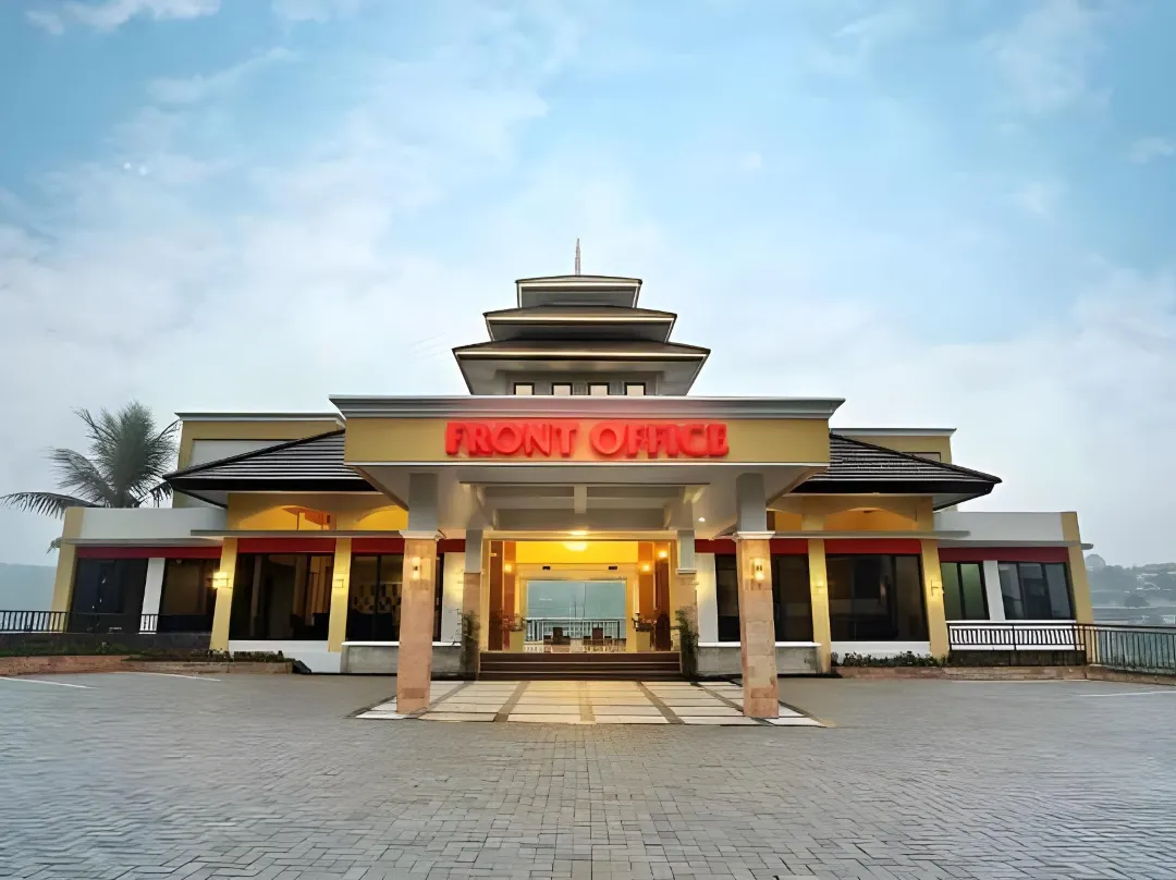 Grand Ussu Hotel & Convention - Cisarua