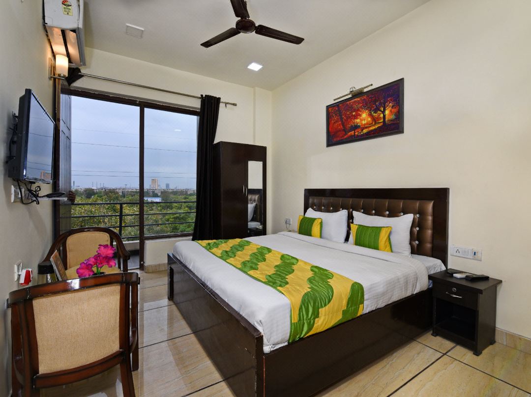 Hotel Blue Pearl Noida - Noida
