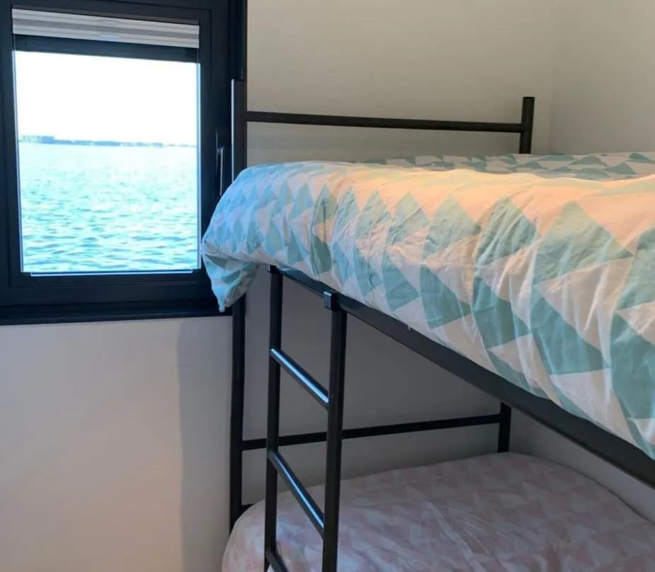 Modern Houseboat In Offingawier With Terrace - Sneek