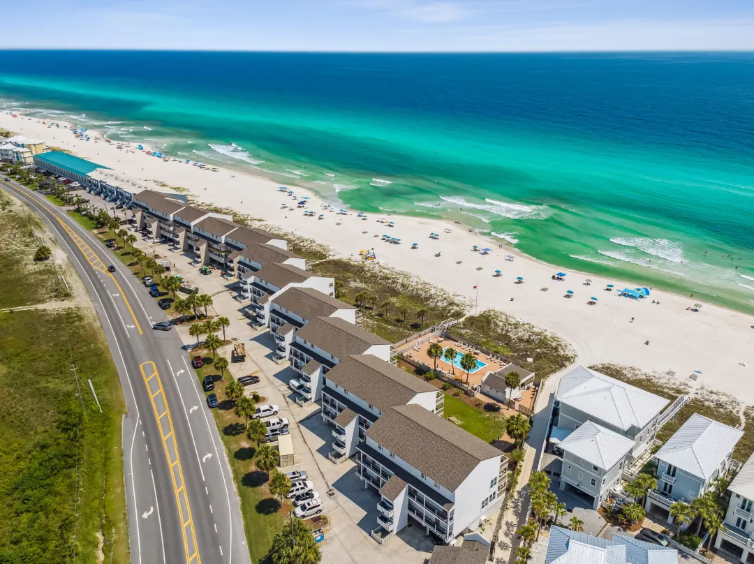 Gulf-front Heated Pool And Grilling Areas - Charming Beachfront Escape - Rosemary Beach, FL