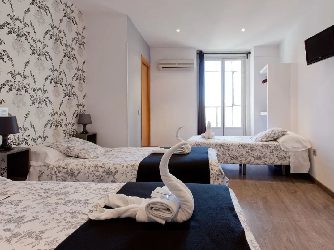Hostal Abril - Madrid