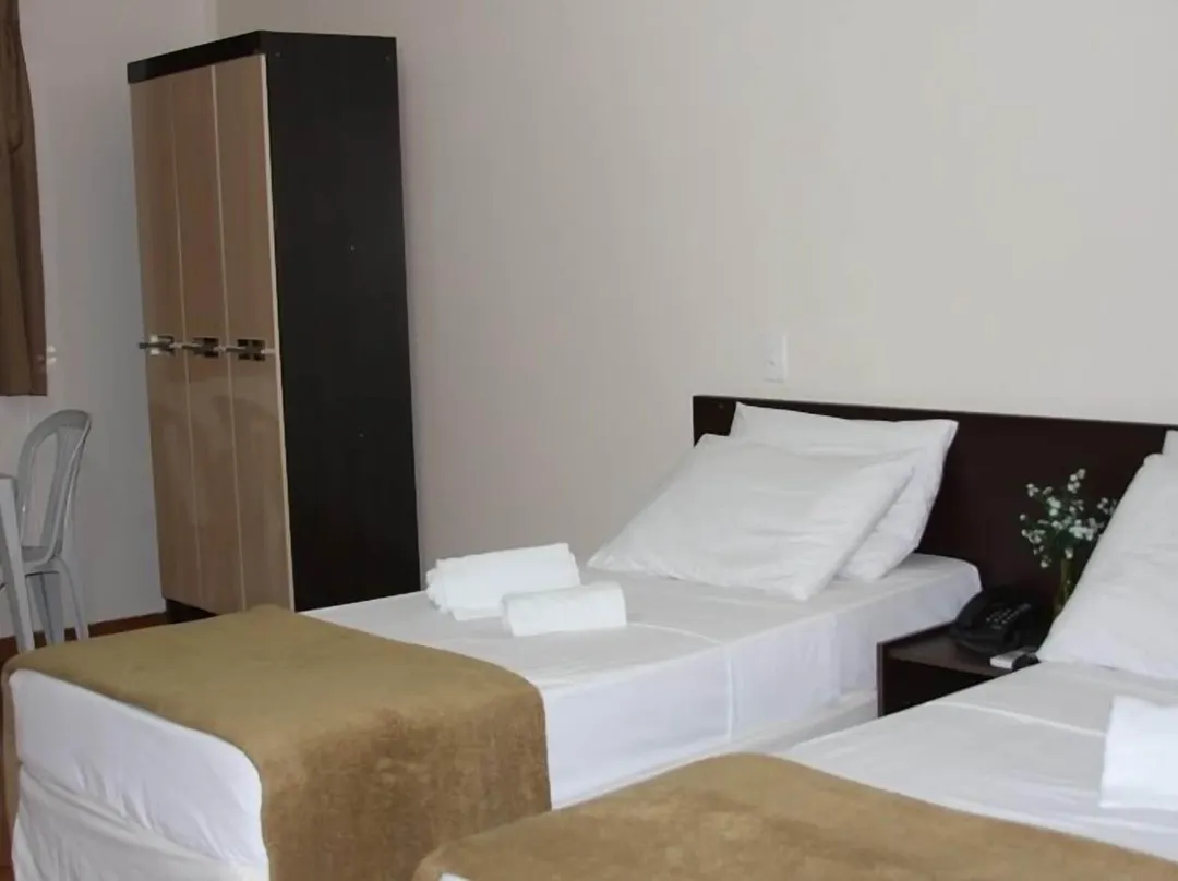 Pinheiros Hotel - Goiânia