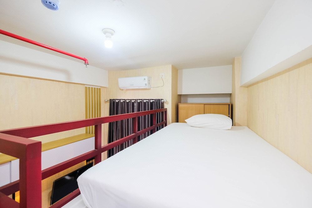 Fully Furnished Studio With Comfortable Design Dave Apartment - Depok
