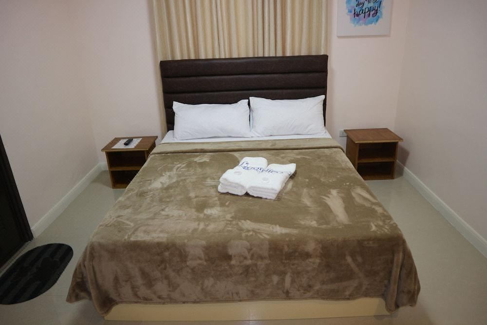 La Trinidad Pension House - Numancia