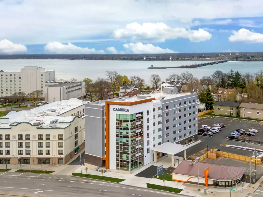 Cambria Hotel Niagara Falls - Niagara Falls