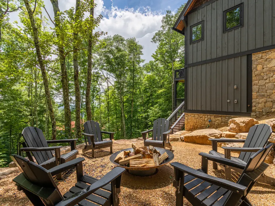 Game Room, Fireplaces, And Scenic Decks - Stunning Mountain Retreat - Beech Mountain, NC