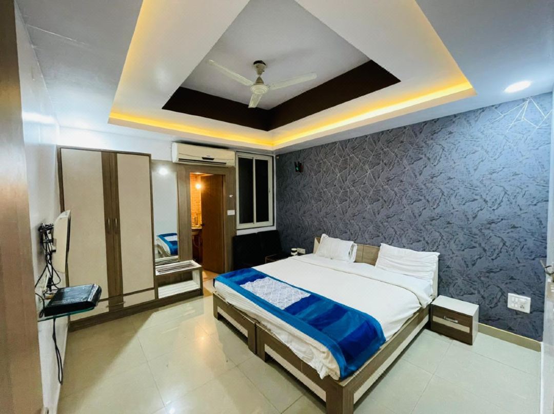 Skg Royal Palace - Bhopal