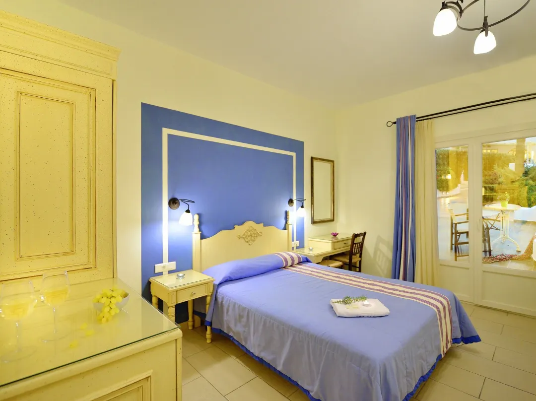 Pelican Hotel - Mykonos Region