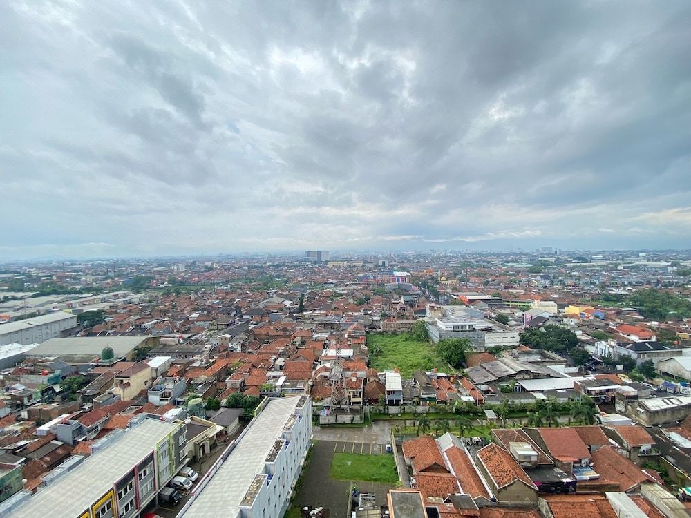 Well Furnished And Private 2br Mekarwangi Square Cibaduyut Apartment - Bandung