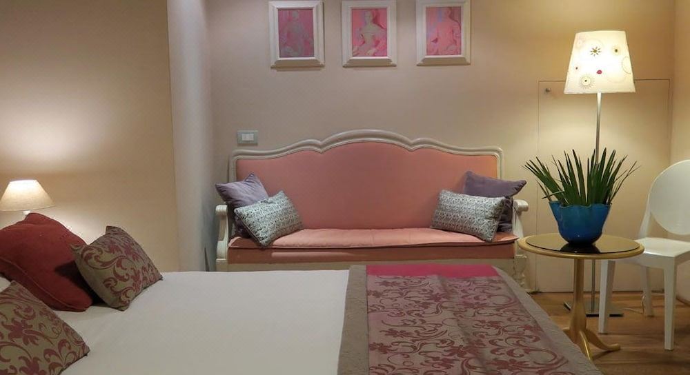 Duchess Boutique De Charme - Florence