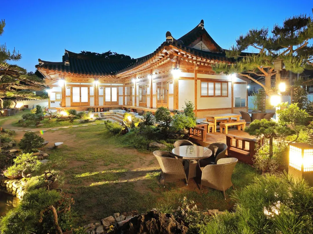 Cheonggong Hanok Stay - Gyeongju-si