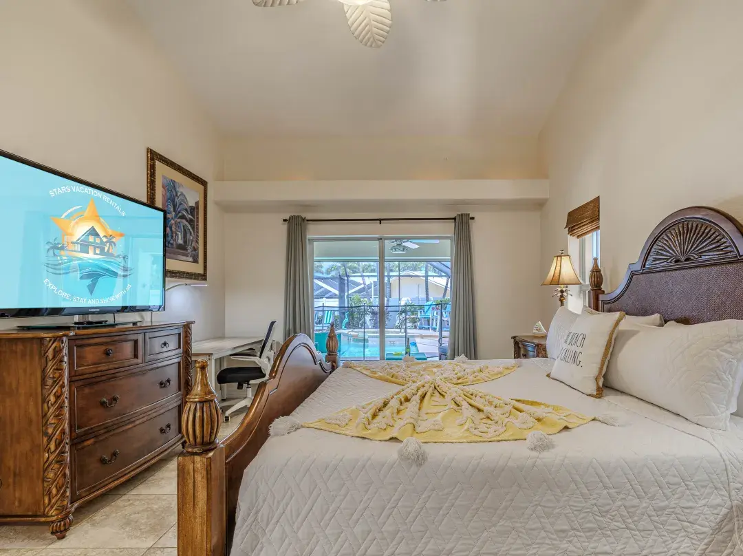 The Friendly Pelican - Cape Coral, FL