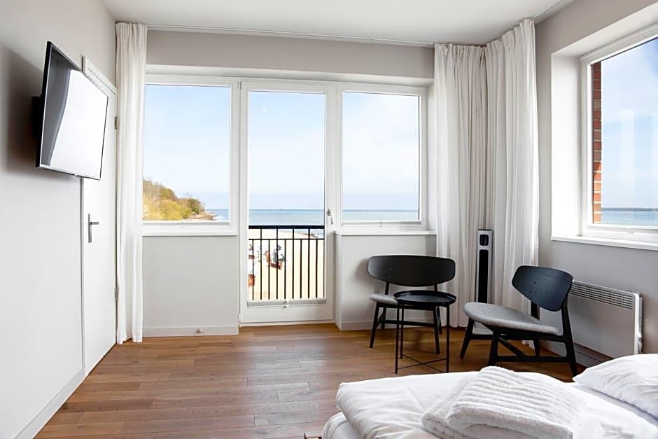 Bades Huk Marina Hotel - Zierow