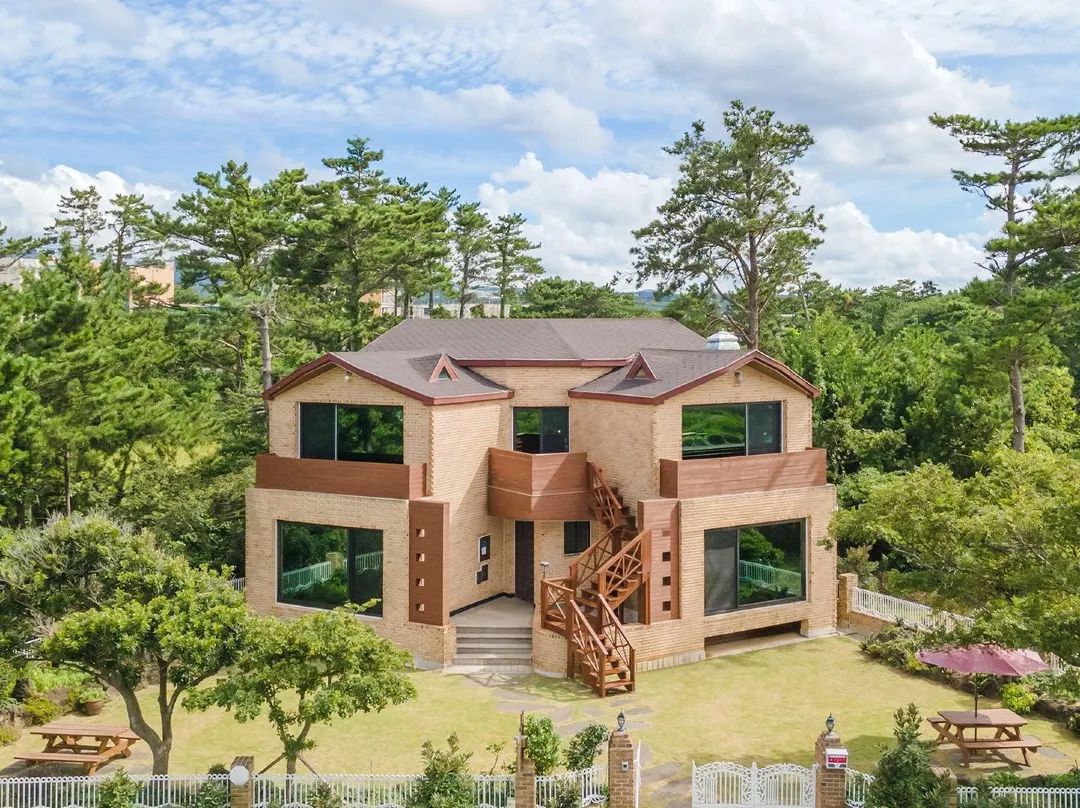 Jeju Oceancliffcottage - Jeju-si
