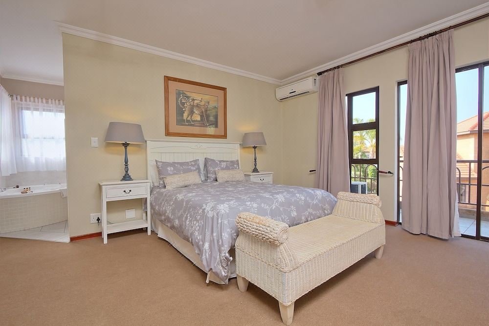Centurion Golf Suites Boca Walk - Pretoria