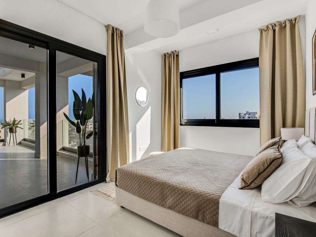 Sanders Elgio - Precious 3-bdr Apt W Balcony - Limassol