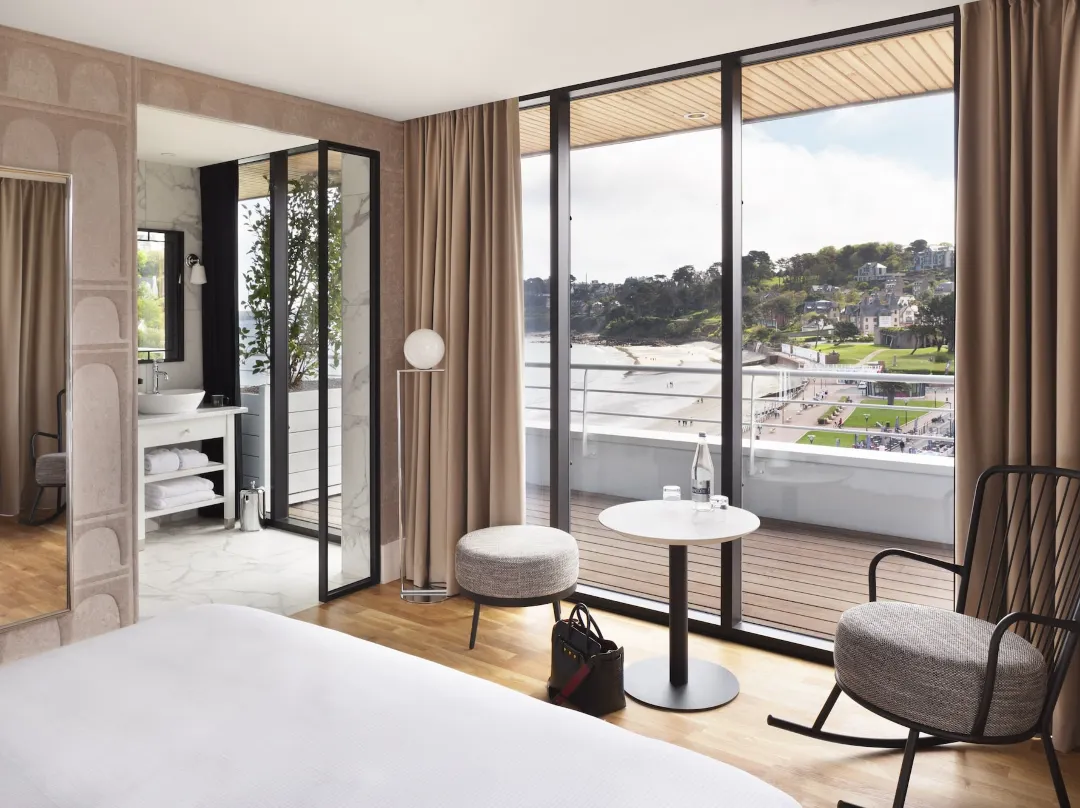 Grand Hôtel Perros-guirec - Spa, Restaurant Et Bar - Pleumeur-Bodou