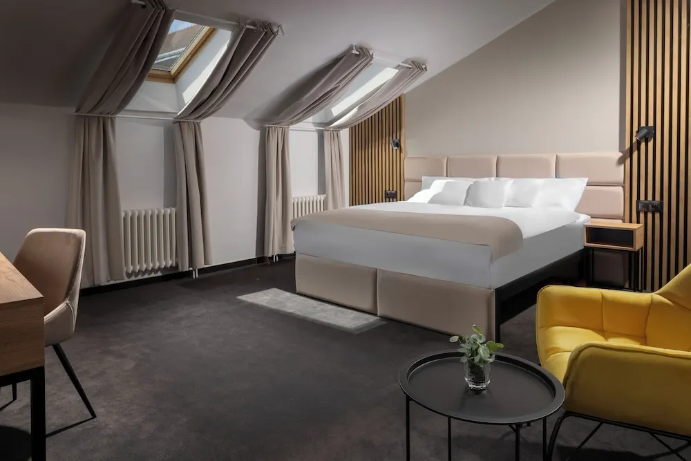 Hotel Savorsky - Jihlava